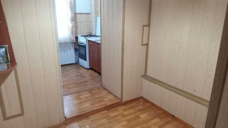 谷 130295 谷 Chilonzor E mavzeda kvartira sotiladi 1/1/4 38 м²