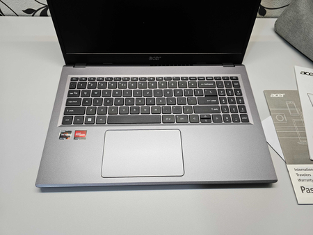 ПРОДАМ Acer EX215-23 /2024 Ноутбук Ryzen™ 5-7520U/8GB/512SSD/15.6