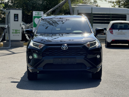 Продается Toyota RAV 4 Hybrid Euro