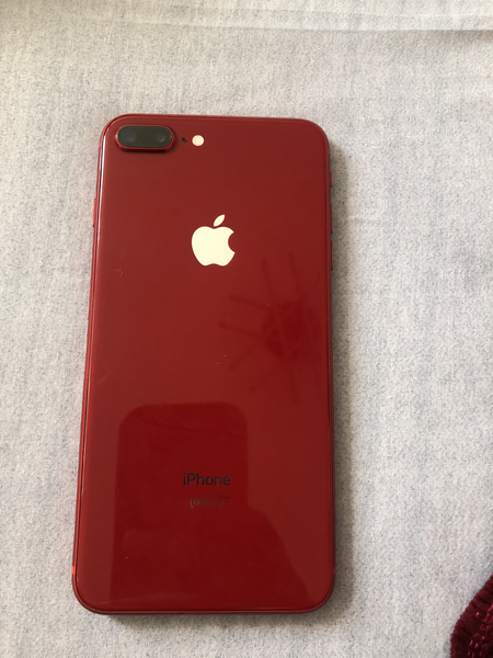 iPhone 8+ 256гб коробка документы есть