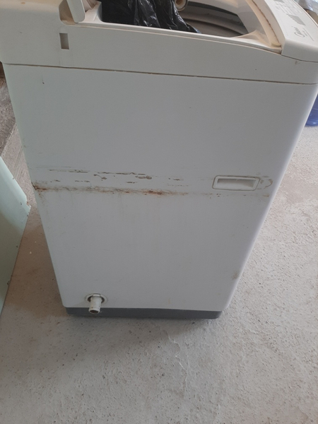 Kirmoshina sotiladi Model Midea