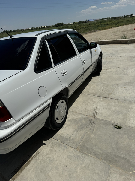 Nexia 1 {luks} 2004 yili