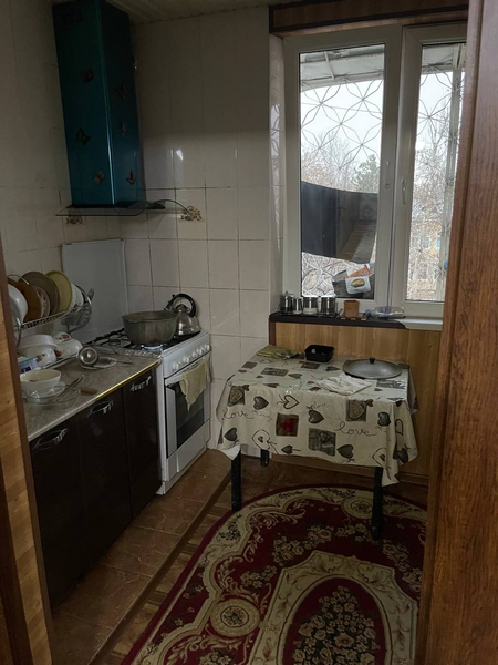 Сотилади 4 хона,ўзбек махаллаШайхонтохур тумани нархи келишамиз