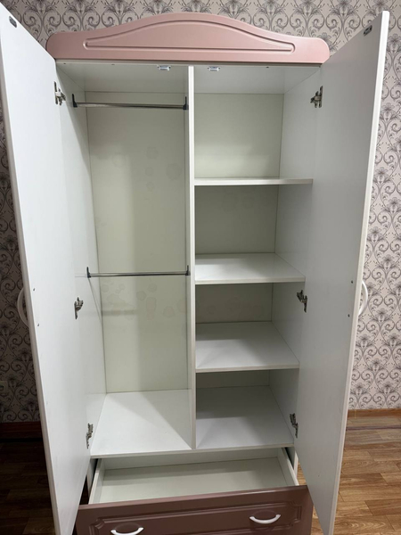 Срочно продаётся детский ШКАФ по низкой цене