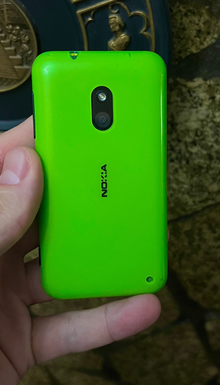 Nokia 620, нужно заменить батарею
