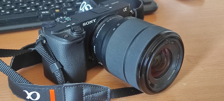 Камера Sony A6400