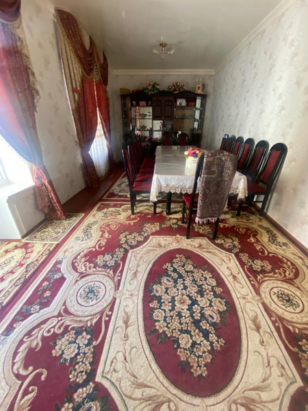 Рядом сиаб базаре продаетса дом