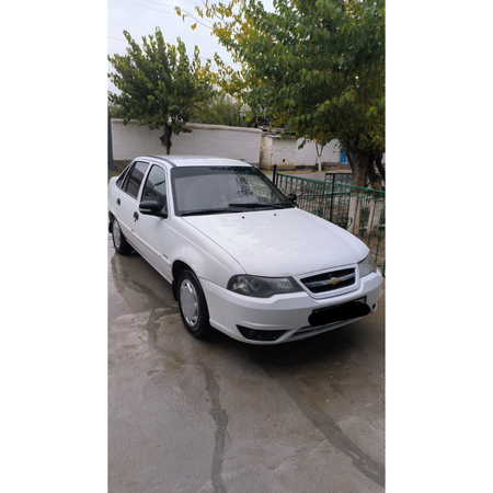 Chevrolet Neksiya 2  1,6 sotiladi