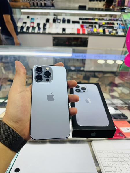 iPhone 13 Pro 256 gb blue