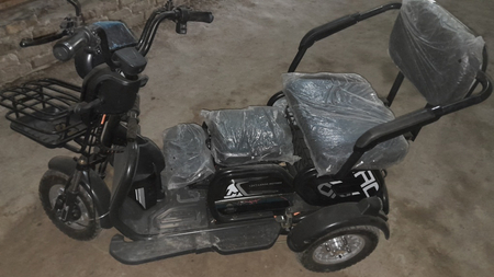 Scooter 3 g'ildirakli sotiladi holati yangi