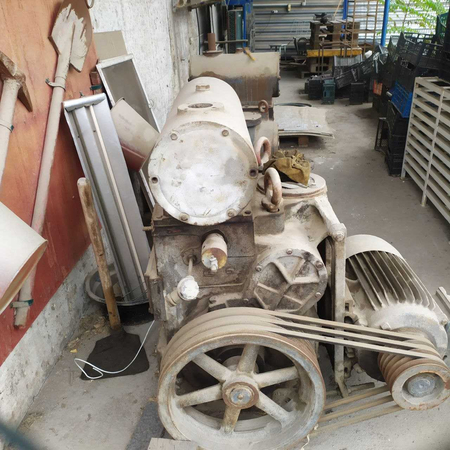 Продам Вакумный насос АВЗ 125 ,АВЗ 63 \\nв рабочем состоянии