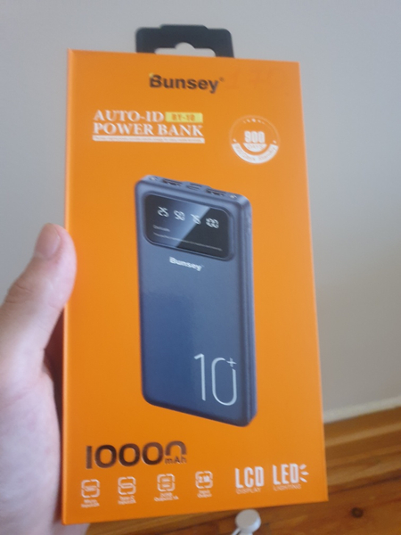 Power bank yangi