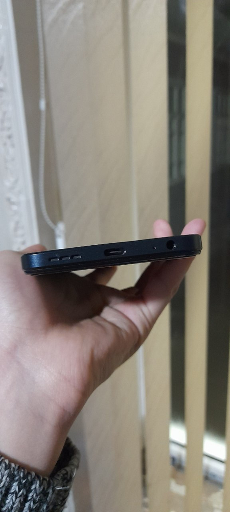 Infinix hot 30 play holati yaxwi