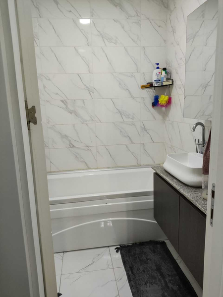Yakkasaroyda Istanbul city ЖKda 95 kv 3 xonali uy sotiladi +rem+meb
