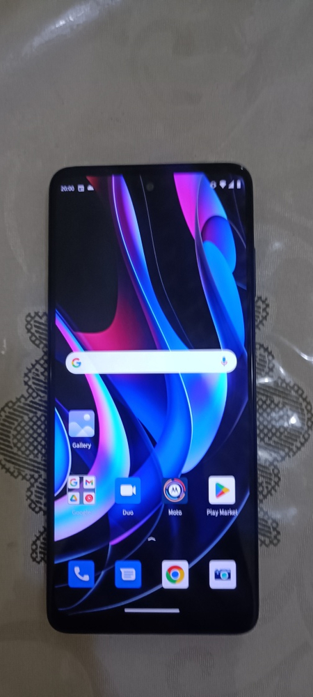Motorola Edge 8/256gb