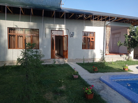 Arzon oqtosh dacha