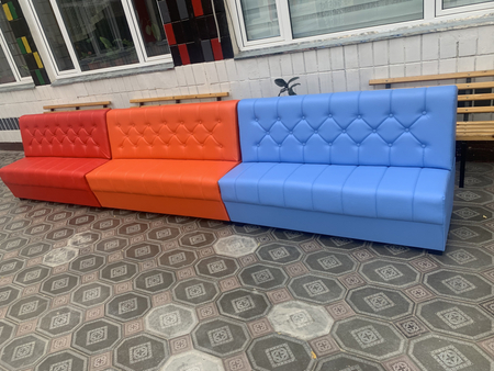 Дивани разноцветные доставка внутри города бесплатно