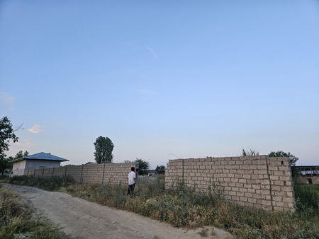 Yangiyo'lda 9 (to'qqiz) sotixlik yer maydoni sotiladi