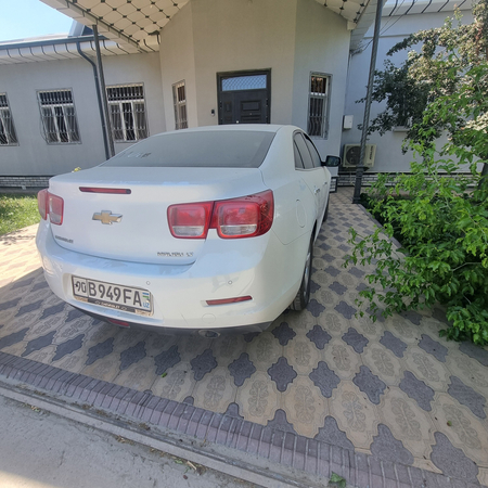 Malibu 1  sotiladi. 6660km yurigan.