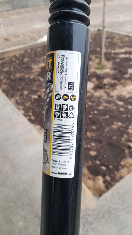 Продается бур SDS-MAX диаметр 35мм длина 67см Dewalt оригинал