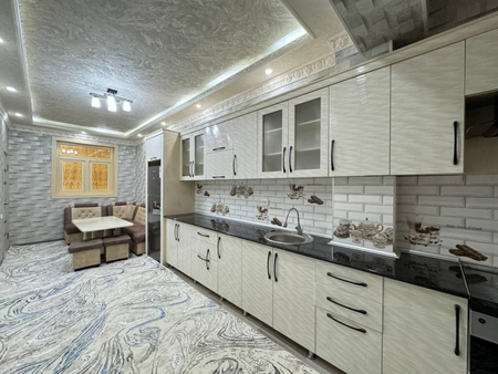 Срочно продаётся 4х комнотная квартира. Вокзал. 100м2.