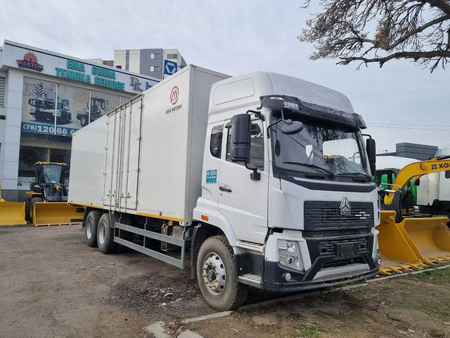 Фургон SINOTRUK HOWO МАХ - 20 тн., 9 м.