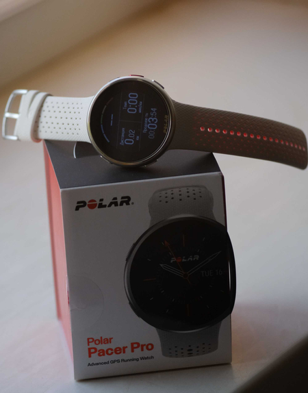 Polar Pacer Pro, часы для спорта