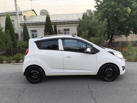 Arenda Vikup Spark 4 pozitsa