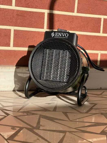 ПРОДАМ ENVO Тепловая пушка 2 кВт (обогреватель). Состояние ОТЛИЧНОЕ.
