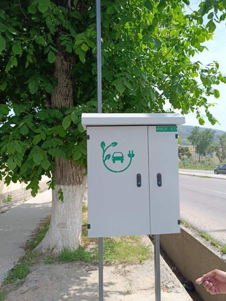 Установка зарядное устройство