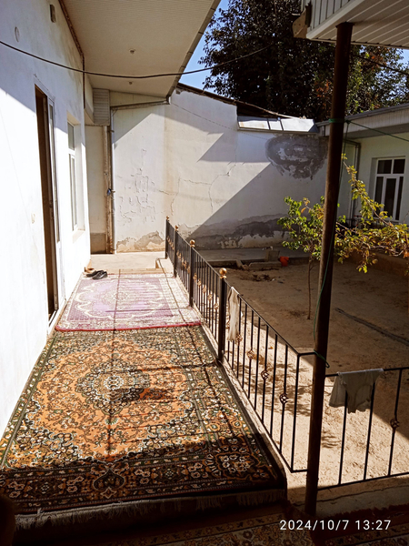 Uy sotiladi Olmazor tumanida Fayzli mahalla