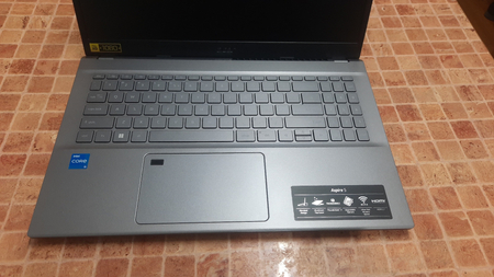 Acer Aspire 5  Sotiladi