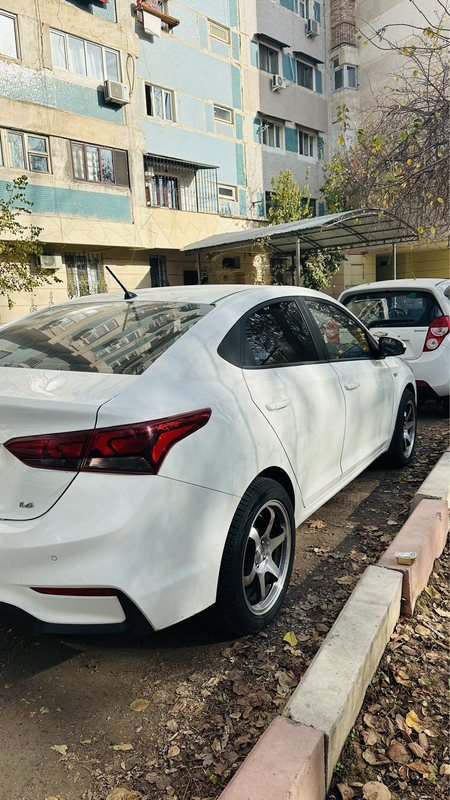 Hyundai accent 2020