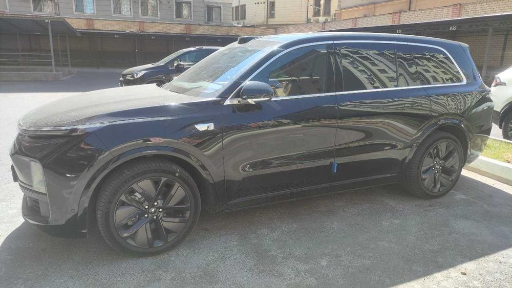 Li 9 Ultra Full 2024 Гибрид Срочно продаётся !