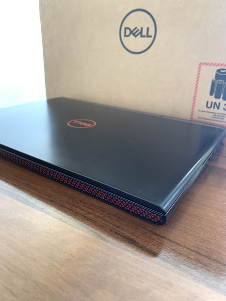 Gaming Ноутбук Dell Inspiron 15 7567 в отличном состоянии