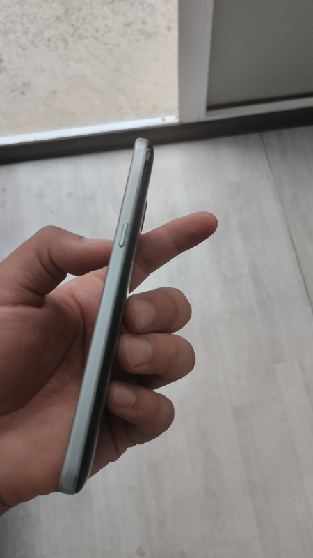 Samsung j2 prime chotki ishliydi sensorlari ishlaydi aybi rasmda