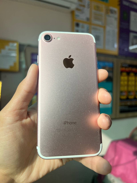 Iphone 7    32gb