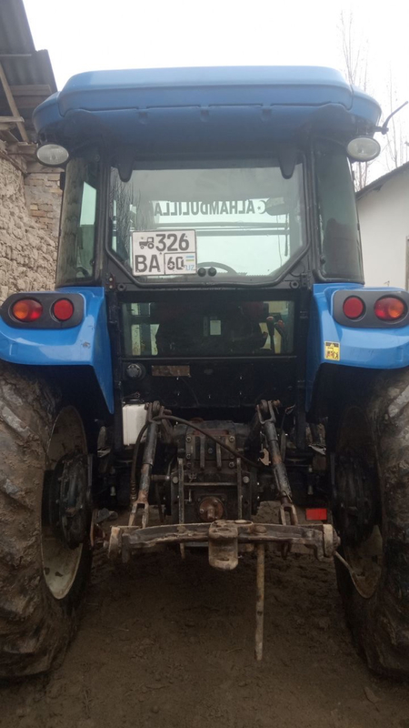 Traktor sotiladi  TD5 110