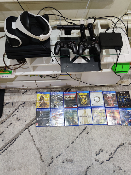 Playstation 4 Pro 500gb + Playstation Vr rev.2 + Диски
