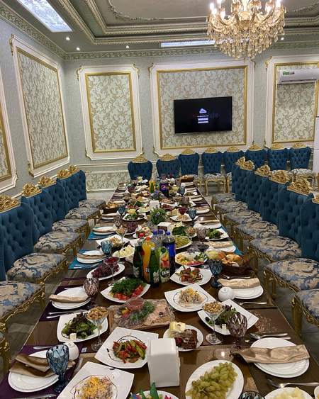 Restaurant va choyxnona arendaga beriladi!!