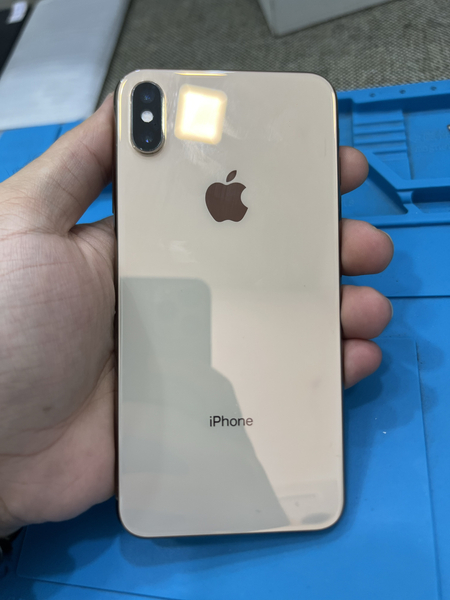 Iphone xs max 64GB gold