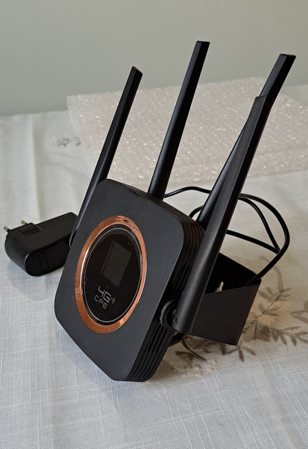 Продается 4G Вайфай роуртер на симкарте