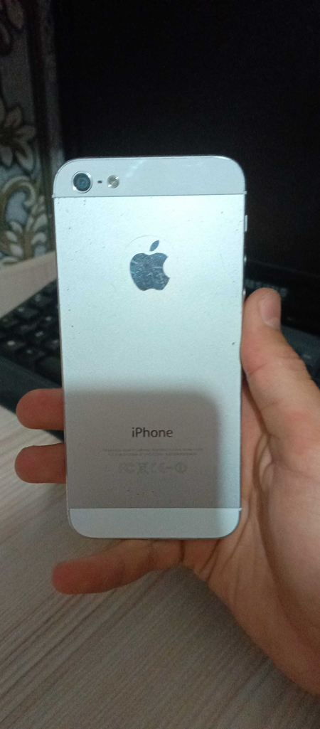 Ayfon 5/16gb zapchastga