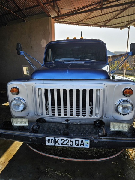 Gaz 53 Benzovoz sotiladi