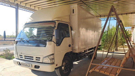Isuzu 2014 yil xolati yaxshi