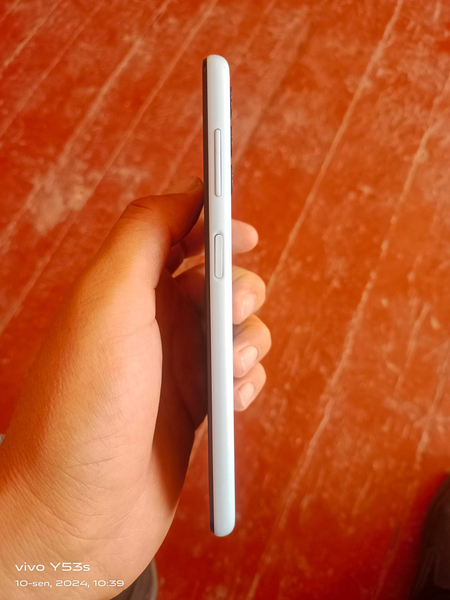 Samsung A13 kafolati bilan