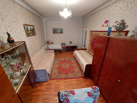 На Кушбеги 1/3/5 Продаётся балкон 2/3 ор р Султан ресторан