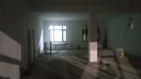 Аренда красивая офис 200 кв вдоль дорога