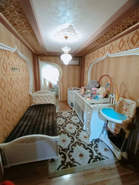 Сдается 3х ком квартира Метро Ойбек Ресторан Vohha Brassiere