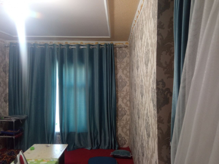 Nazarbek tekstilda hovli sotladi